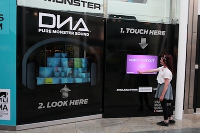 AdCubes add third dimension to display | News | Retail Technology